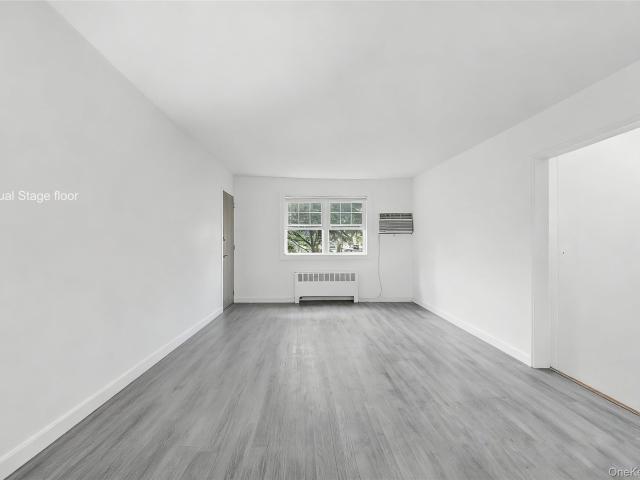 226 15 Kingsbury Avenue Unit A