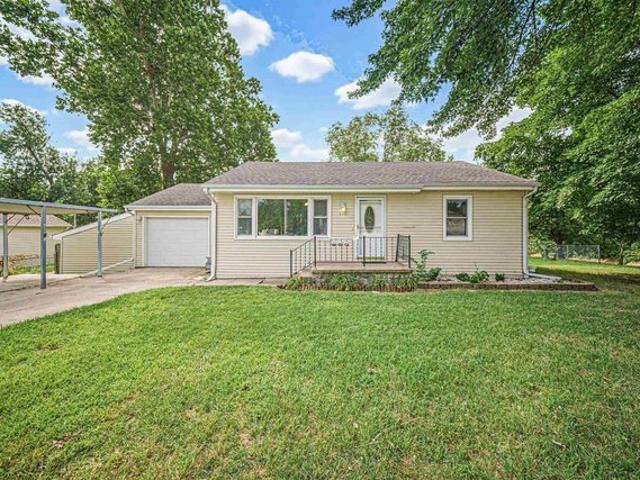 226 16th St, Ogden, KS 66517