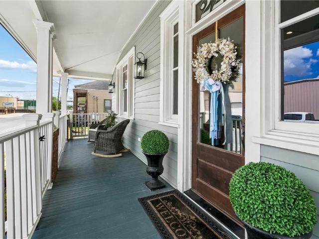 226 1St Street