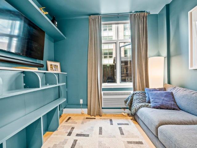 226 50th Avenue, Unit 3D