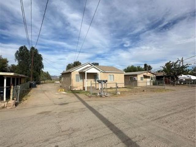 226 Cottonwood Ln, Blythe, CA 92225
