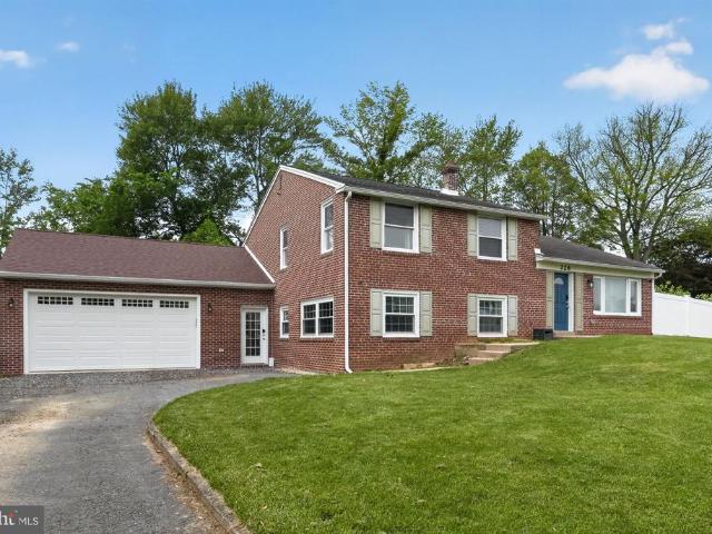226 Canterbury Drive
