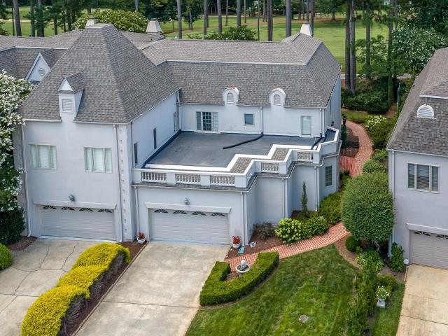226 Castellan Drive