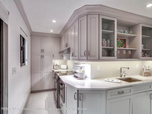 226 Chilean Avenue, 4, Palm Beach, FL