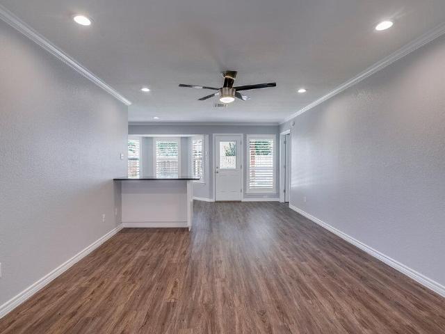 226 Claris Ln