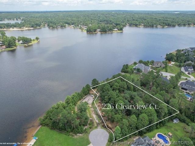226 Clearview Ct, Sanford, NC 27332