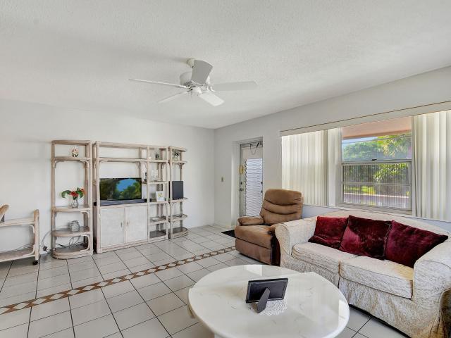 226 Andover I, West Palm Beach, FL 33417 | MLS #R11146