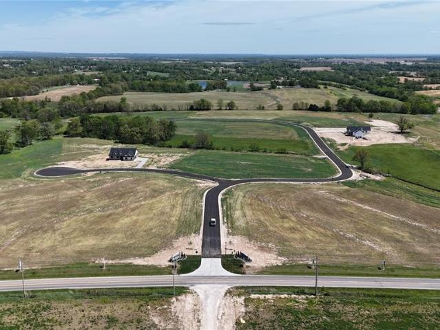 226 Autumn Hallow Ct, Old Monroe, MO 63369 | MLS #26018
