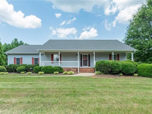 226 Augusta Dr, Lexington, NC 27295
