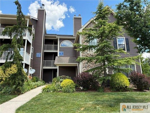226 Blew Ct, East Brunswick, NJ 08816