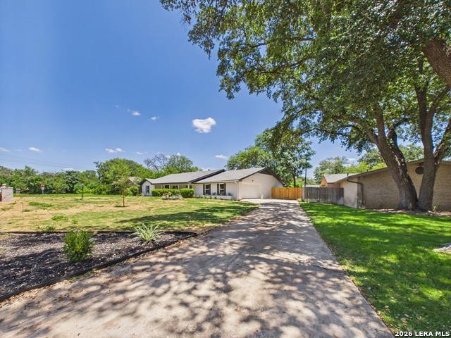 226 Gardenview