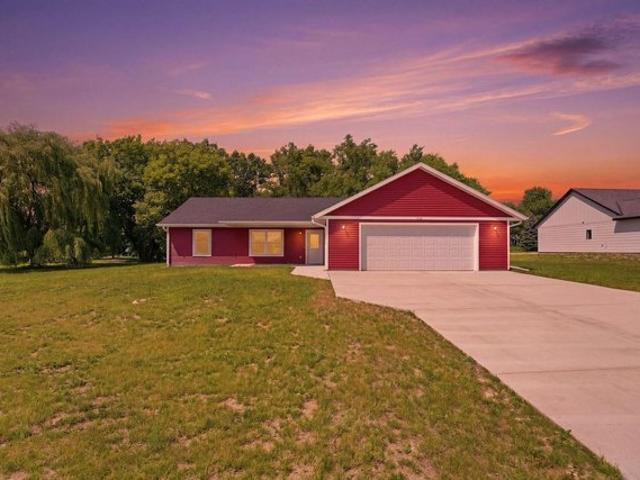 226 Greenview Ln, Miltona, MN 56354