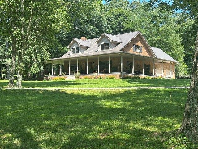 226 Greenwood Dr, Lucasville, OH 45648