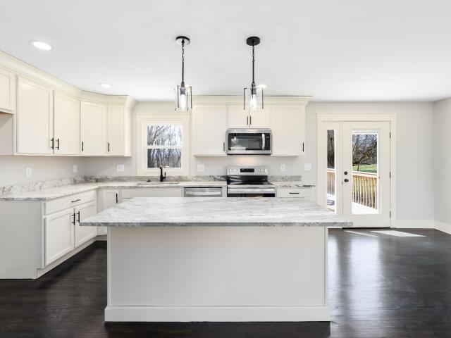 226 Dorothy Circle