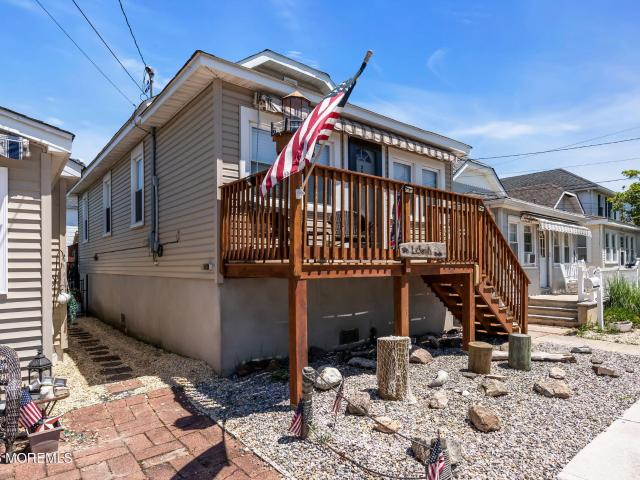 226 Dupont Avenue