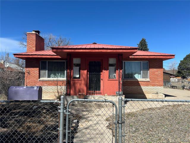 226 E 7th Street