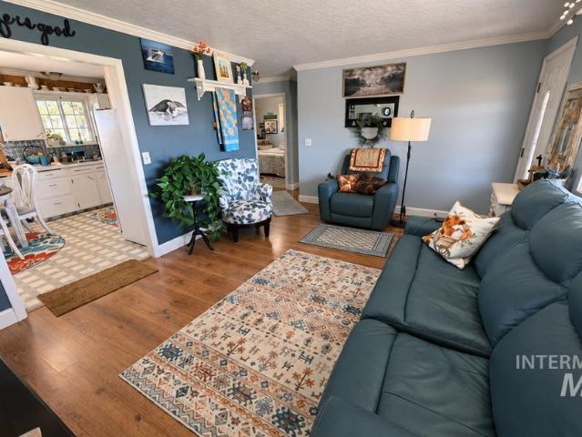226 E 200 South