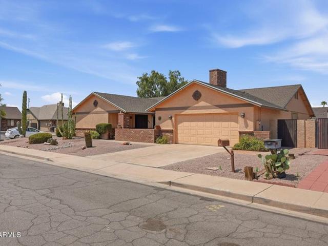226 E Glencove St, Mesa, AZ 85201