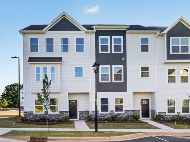 226 E Morehouse Ave, Mooresville, NC 28117
