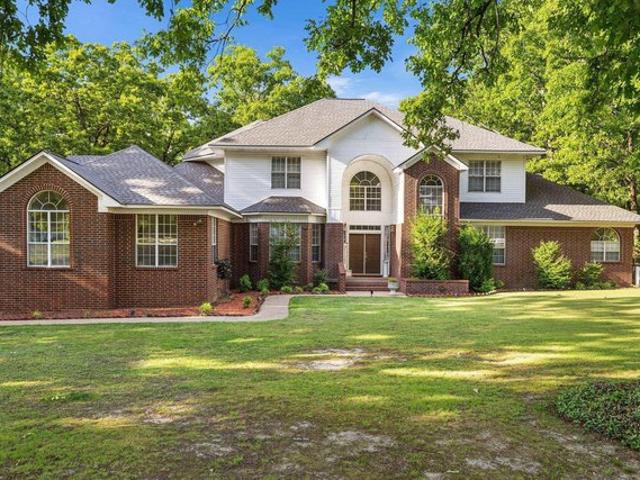 226 Edgewood Dr, Cabot, AR 72023