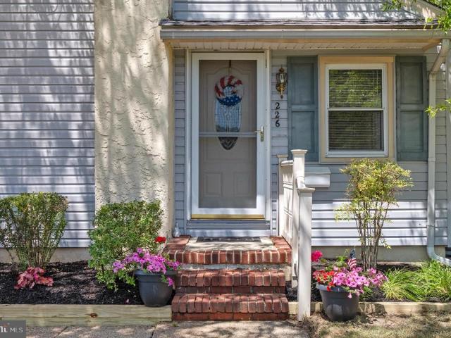 226 Evergreen Avenue