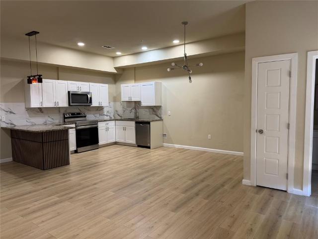 226 Heritage Court