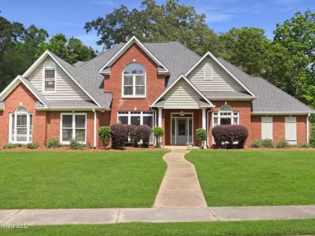 226 HICKORY GLN, MADISON, MS 39110 Single Family Residence For.