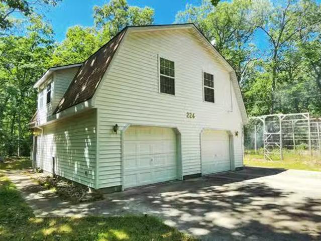 226 HIGH BRIDGE RD, WELLSTON, MI 49689 Single Family Residence.
