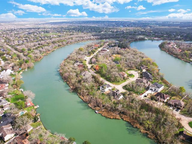 226 Jade Pointe