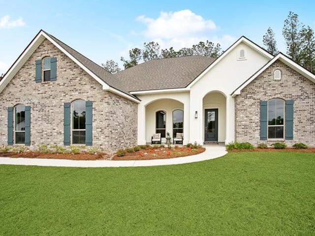 226 Longstreet Ln, Picayune, MS 39466