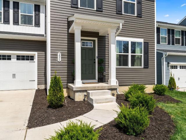 226 London Avenue