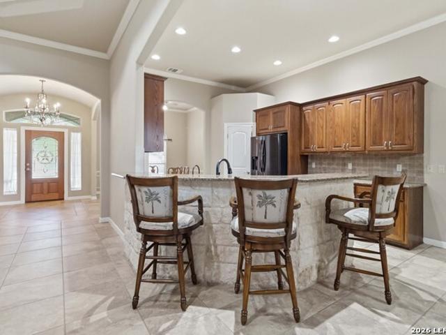 226 Lone Tree
