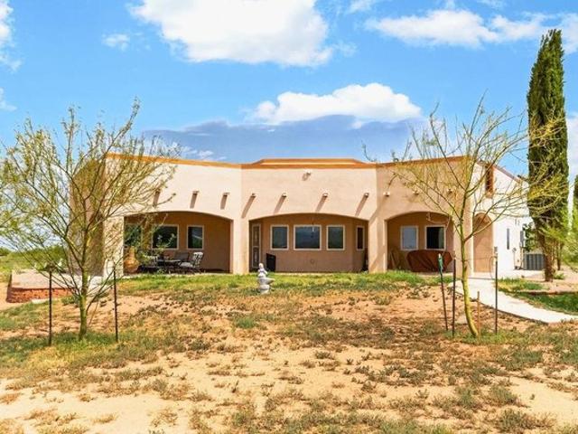 226 Mountain Meadow Rd, Tularosa, NM 88352