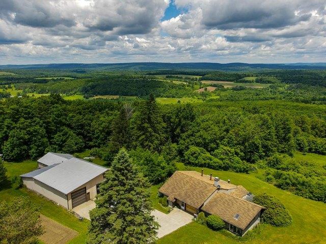 226 Mountain View Rd, Genesee, PA 16923