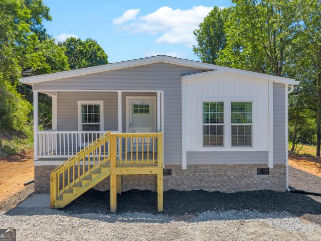 226 Mineral Springs Conn