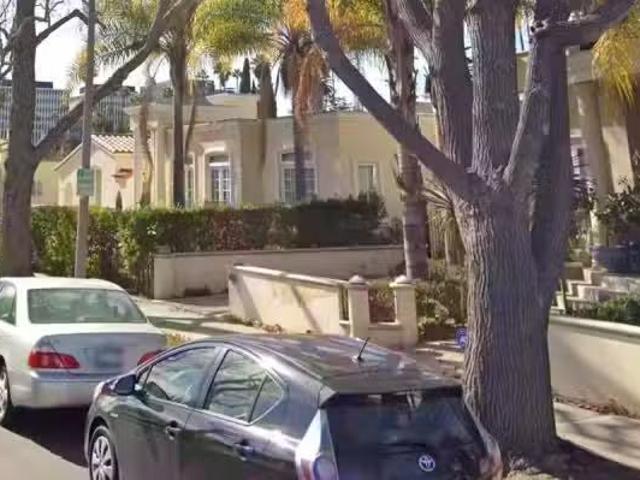 226 N Wetherly Dr, Beverly Hills, CA 90211