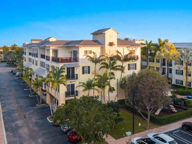 226 N Latitude Cir Apt 203, Delray Beach, FL 33483