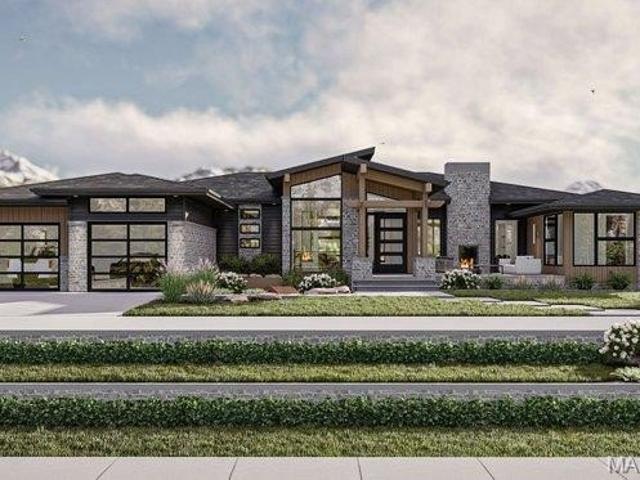 226 N Lindbergh Blvd, Ladue, MO 63141