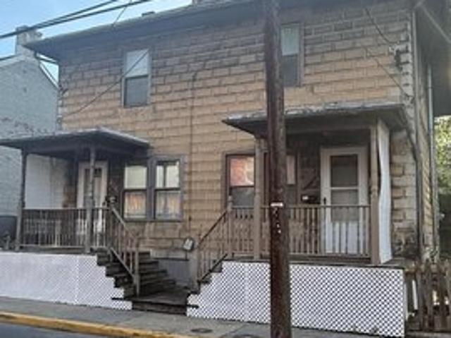 226 N Spring St, Martinsburg, WV 25401