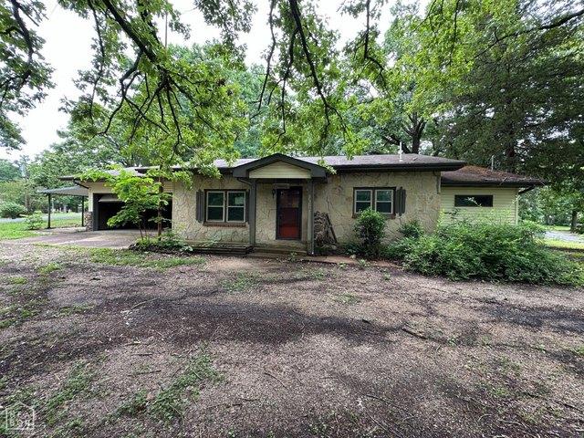 226 North Dr, Lakeview, AR 72642