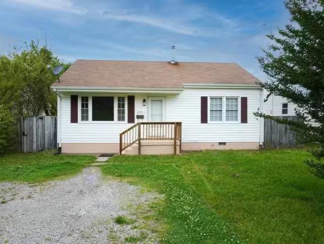 226 North Kalmia Avenue 1 226 N Kalmia Ave #1