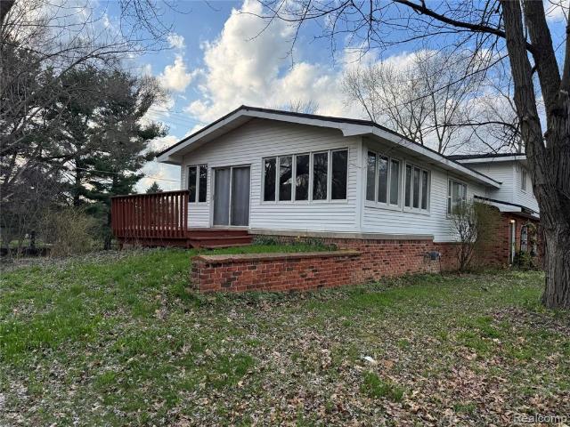 226 S Burkhart Road