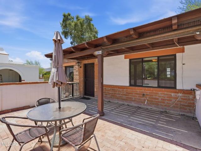 226 S LA Canada Dr Unit A, Green Valley, AZ 85614
