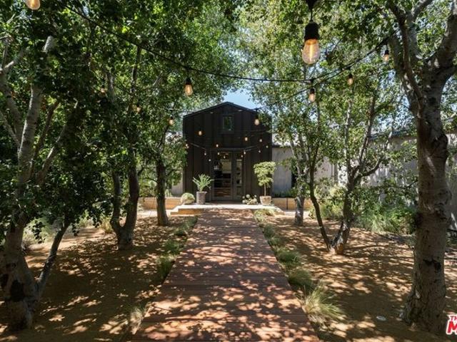 226 S Rimpau Blvd, Los Angeles, CA 90004