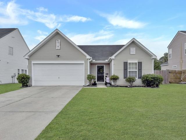 226 Silk Oak Dr, Moncks Corner, SC 29461