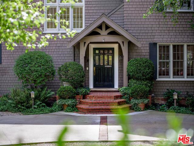 226 Palisades Avenue