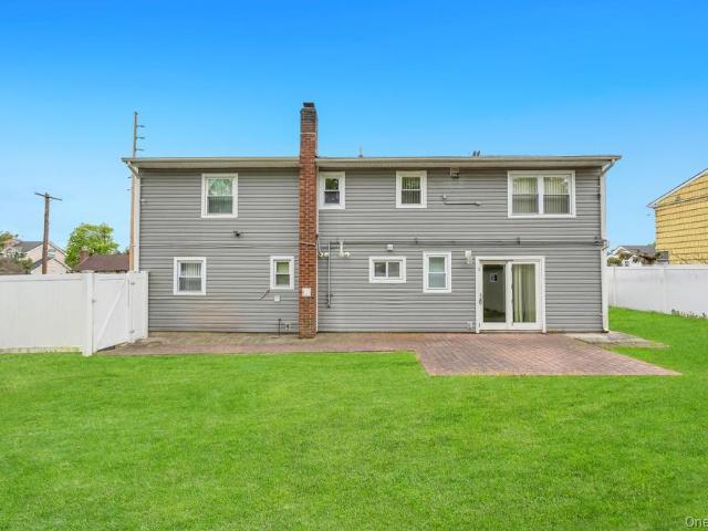 226 Princess St, Hicksville, NY 11801 | MLS #992671 | Compass