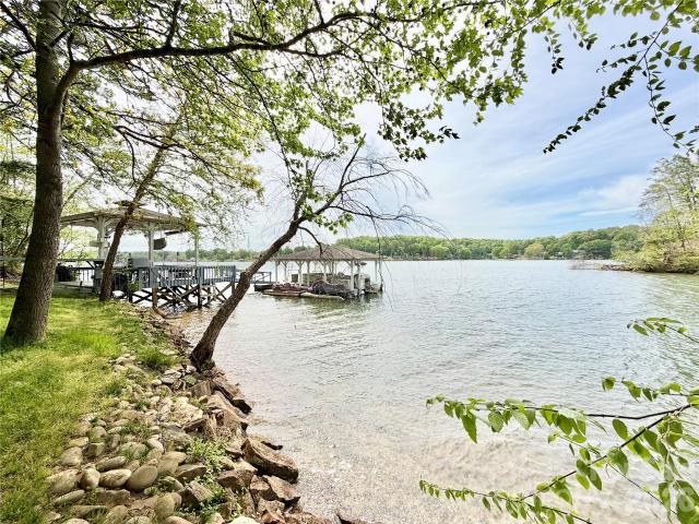 226 Riverwalk Road