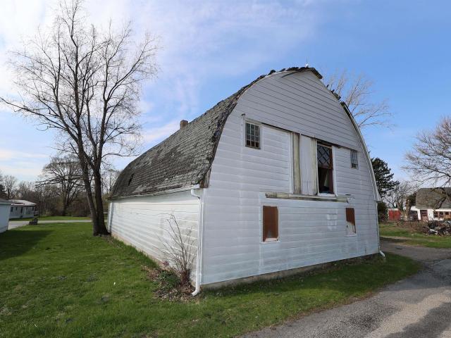226 W 1st Road