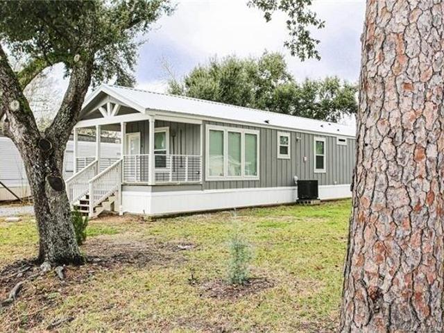 226 W Carlton Street, Sulphur, LA 70663